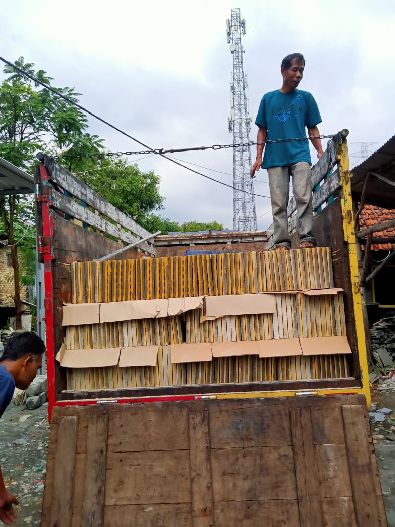 Jual Ubin Difabel / Tegel Disabilitas / Guiding Block / Ubin Pemandu